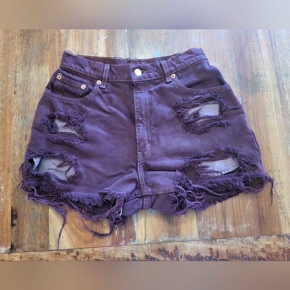 Levi's | Shorts | Levi Womens 55 Size M 2 Burgundy Extremely Distressed ...